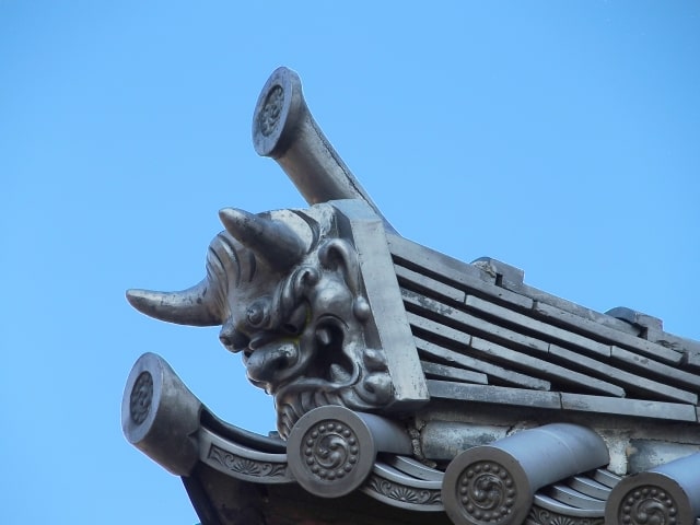 Onigawara, the guardian deity of Japanese roofs | Traditional crafts in ...